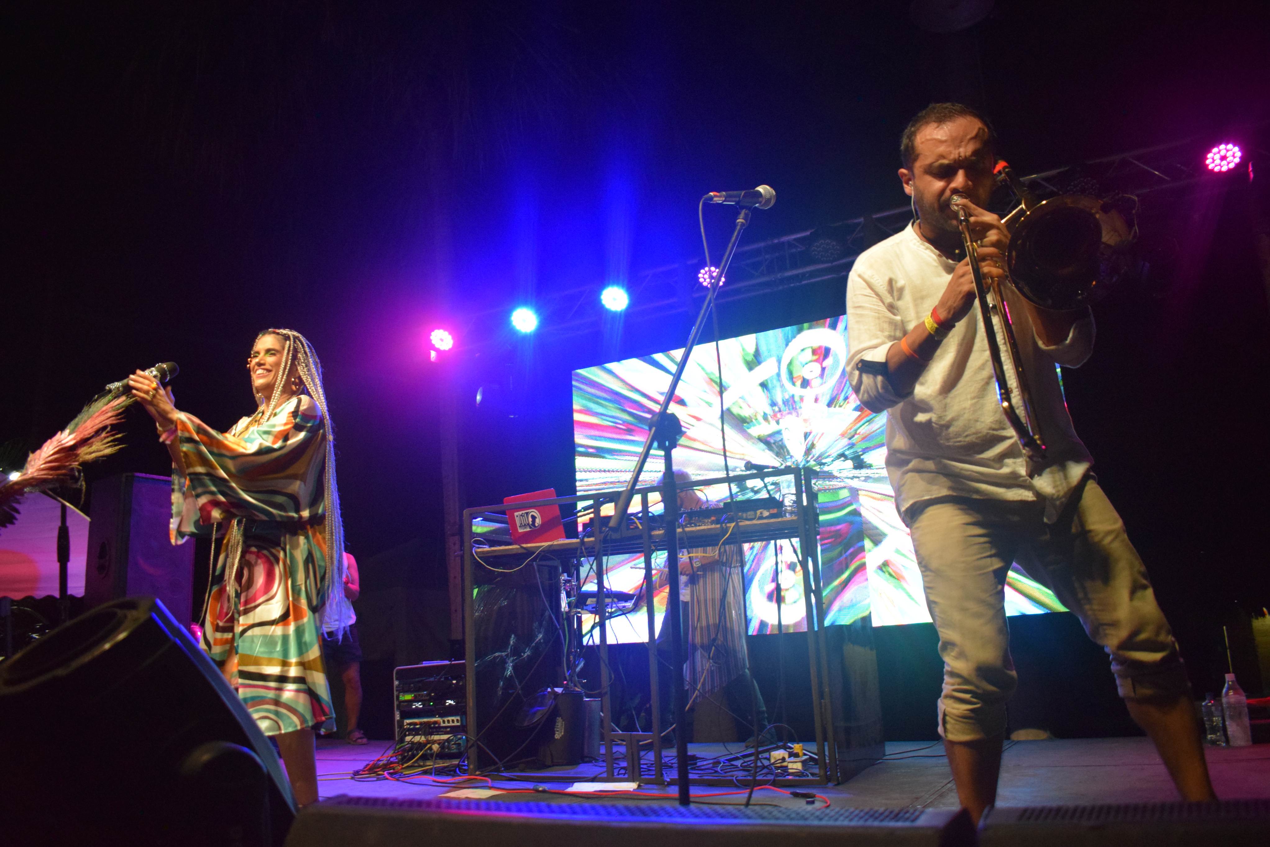 Monophonicos cumple 10 años de música y amistad