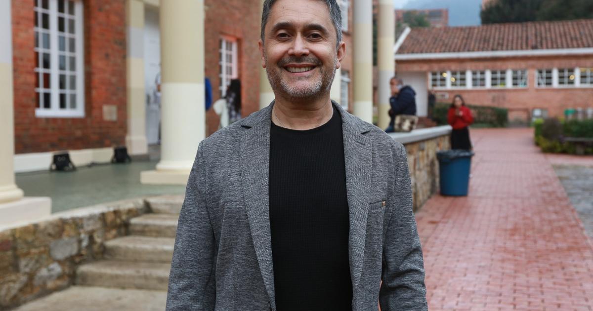 Cinco claves para crear pódcast de ficción, según Julio Rojas | Radiónica