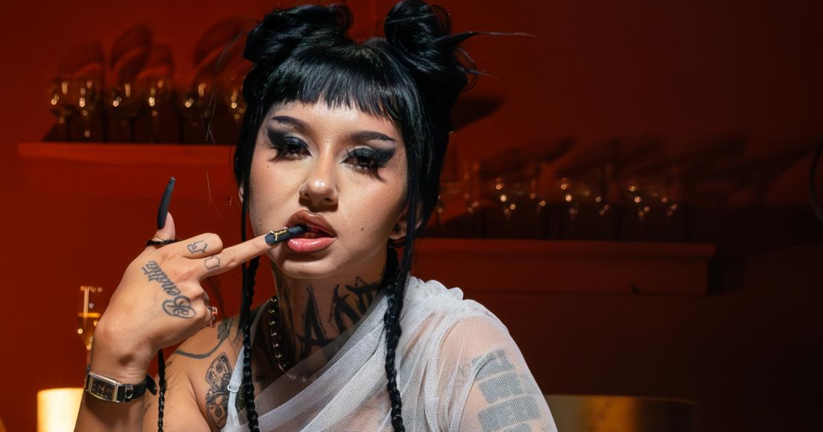 Kei Linch le canta al desamor a ritmo de cumbia con ‘Tú me haces mal’