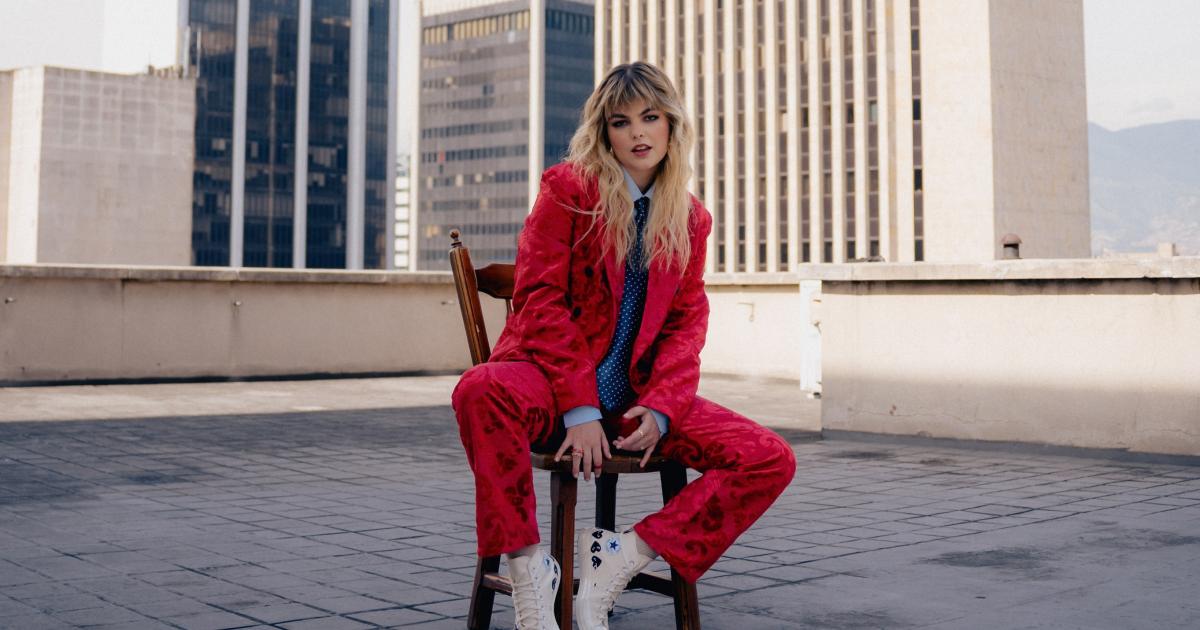 Antonia Jones presenta su primer álbum ‘Antonia Jones’