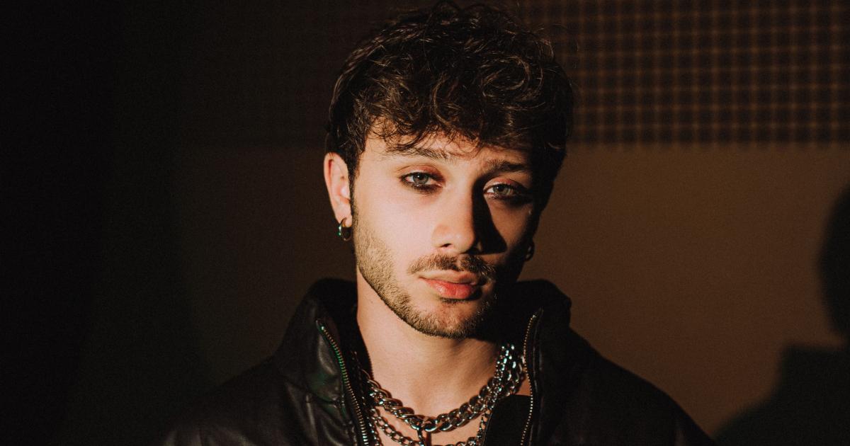 Simón Savi lanza su EP debut 'Señales' | Radiónica