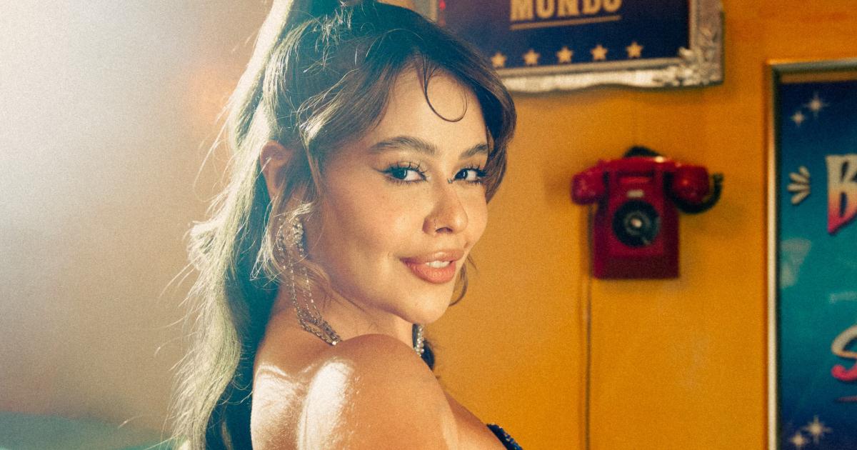 Juliana estrena ‘Manhattan’ junto a Lagos