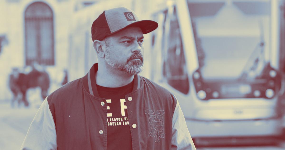 Nach presenta su nueva canción: Éxodo