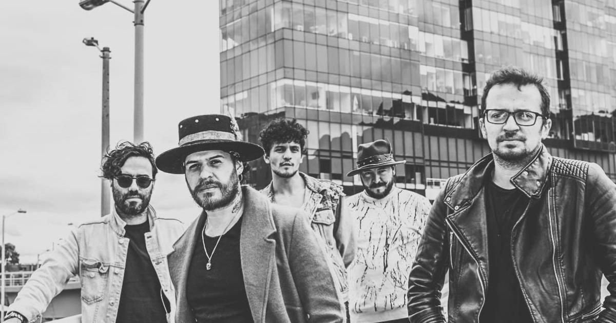 ¡Regresa Revólver Plateado!