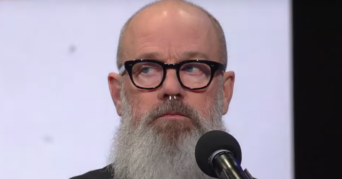 Michael Stipe le canta al fin del 2016 | Radiónica