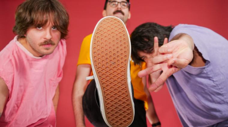 Mold! presenta su nueva canción "Don't Wake Me Up"